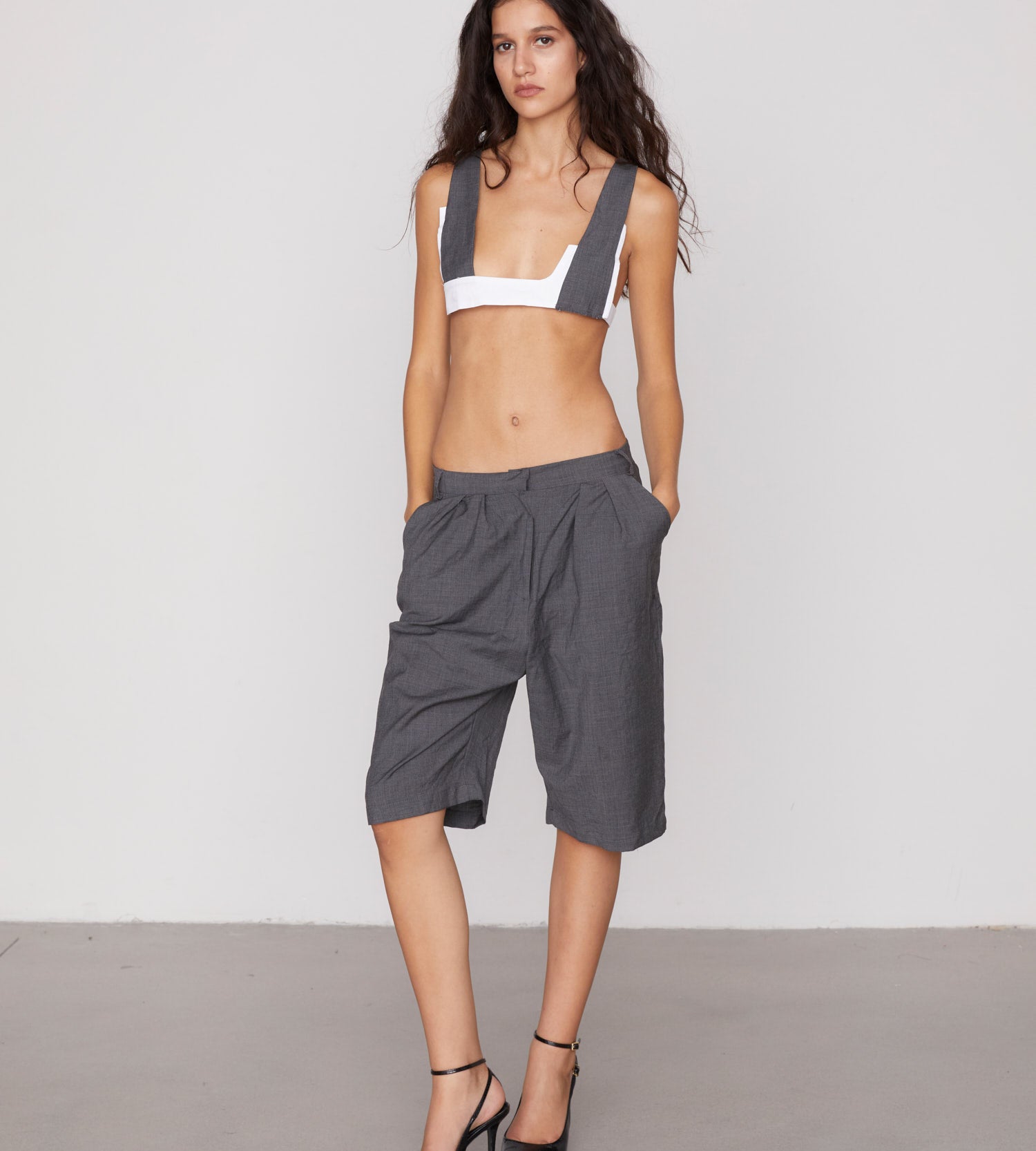 Pantalones y faldas – atfirstsightstudio